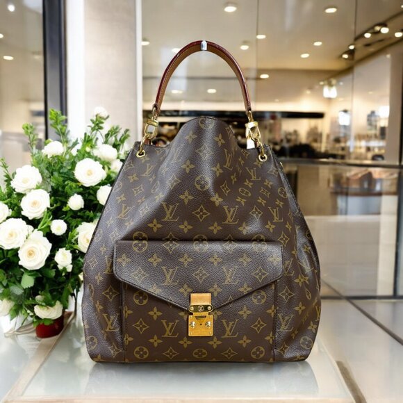 Louis Vuitton | Bags | Louis Vuitton Metis Hobo Monogram Canvas ...
